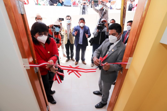 MÃ¡s de 600 estudiantes de la I.E. Enrique Rosado ZÃ¡rate de Sicaya ...