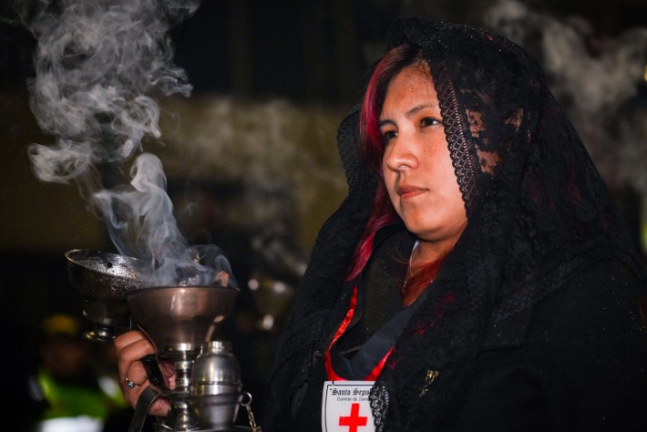 GRJ RECIBIÓ AL SANTO SEPULCRO Y LA VIRGEN DOLOROSA CON PROFUNDA ...